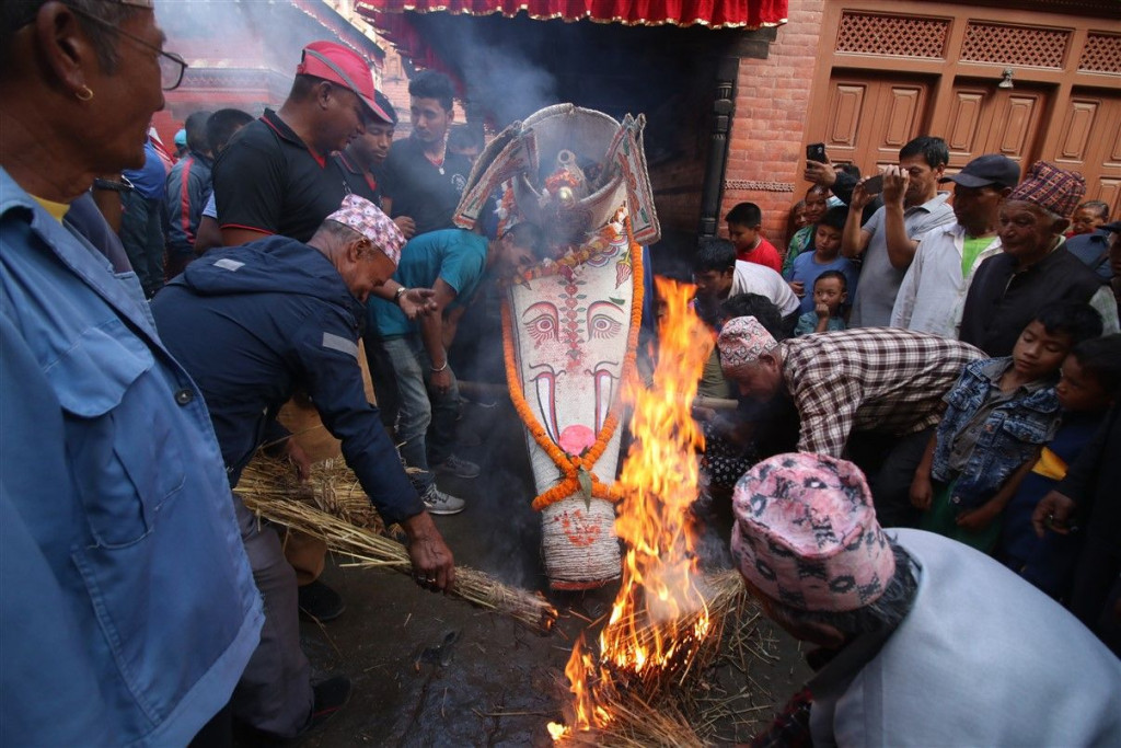 Pulu Kisi Jatra (Indra Jatra) | Bhaktapur | A Complete Travel ...